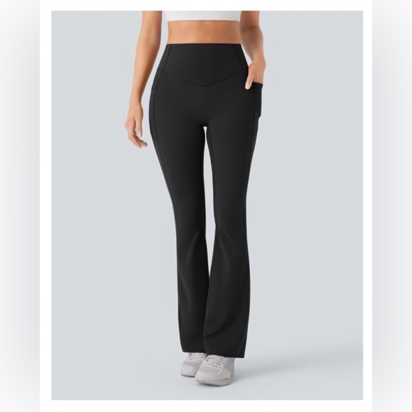 HALARA | Pants & Jumpsuits | Nwot Halara High Waitsted Black Flared ...